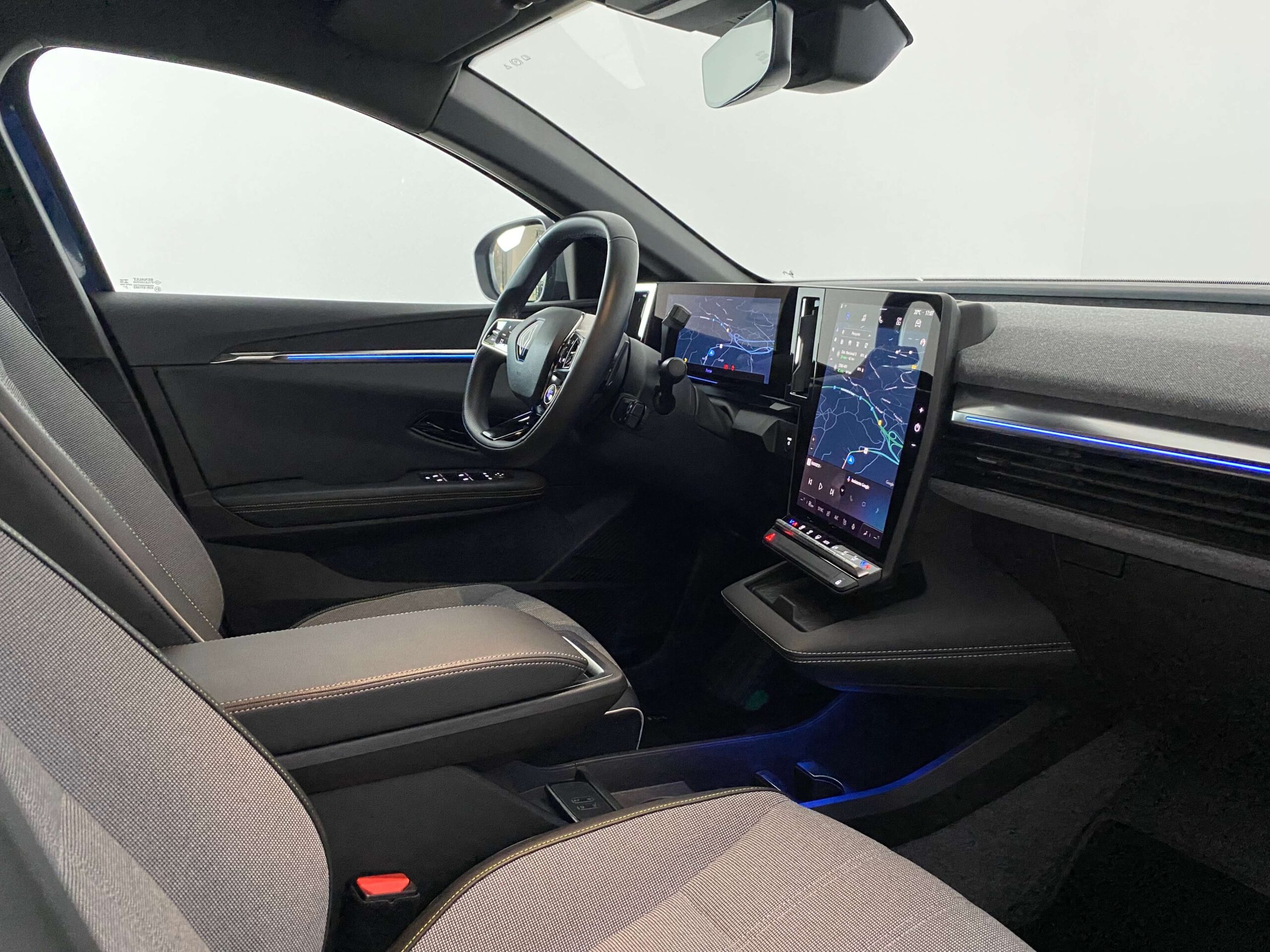 Renault Megane E-Tech EV60 Techno - Banix Automóveis