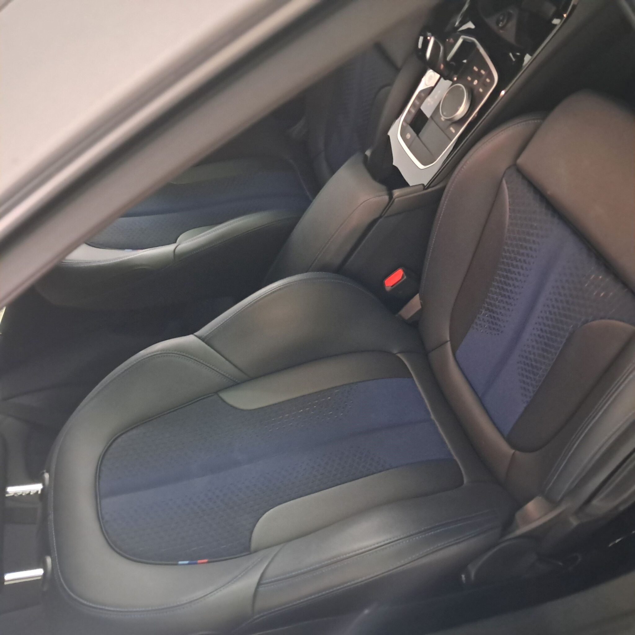BMW 116d Pack M Auto - Banix Automóveis