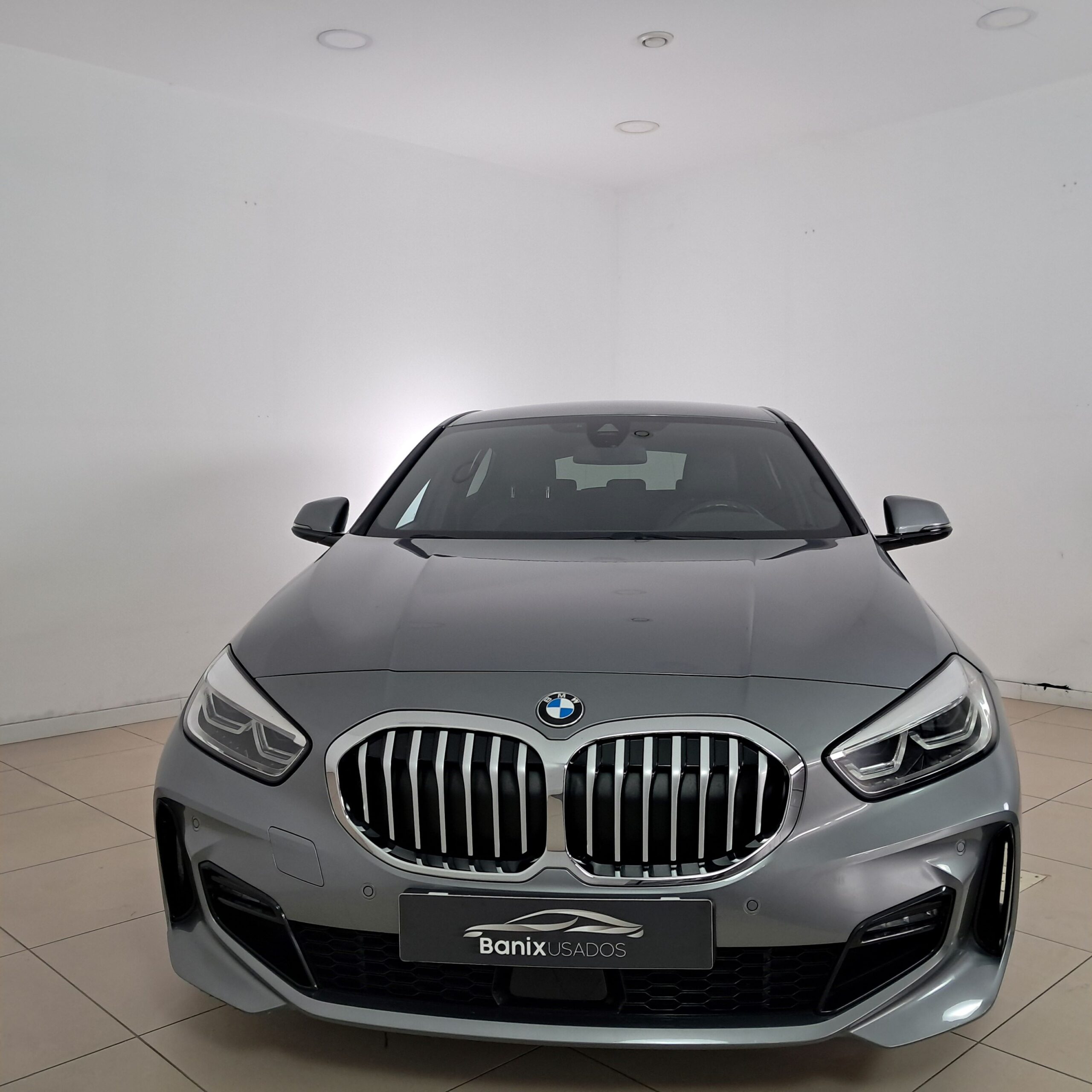 BMW 116d Pack M Auto - Banix Automóveis
