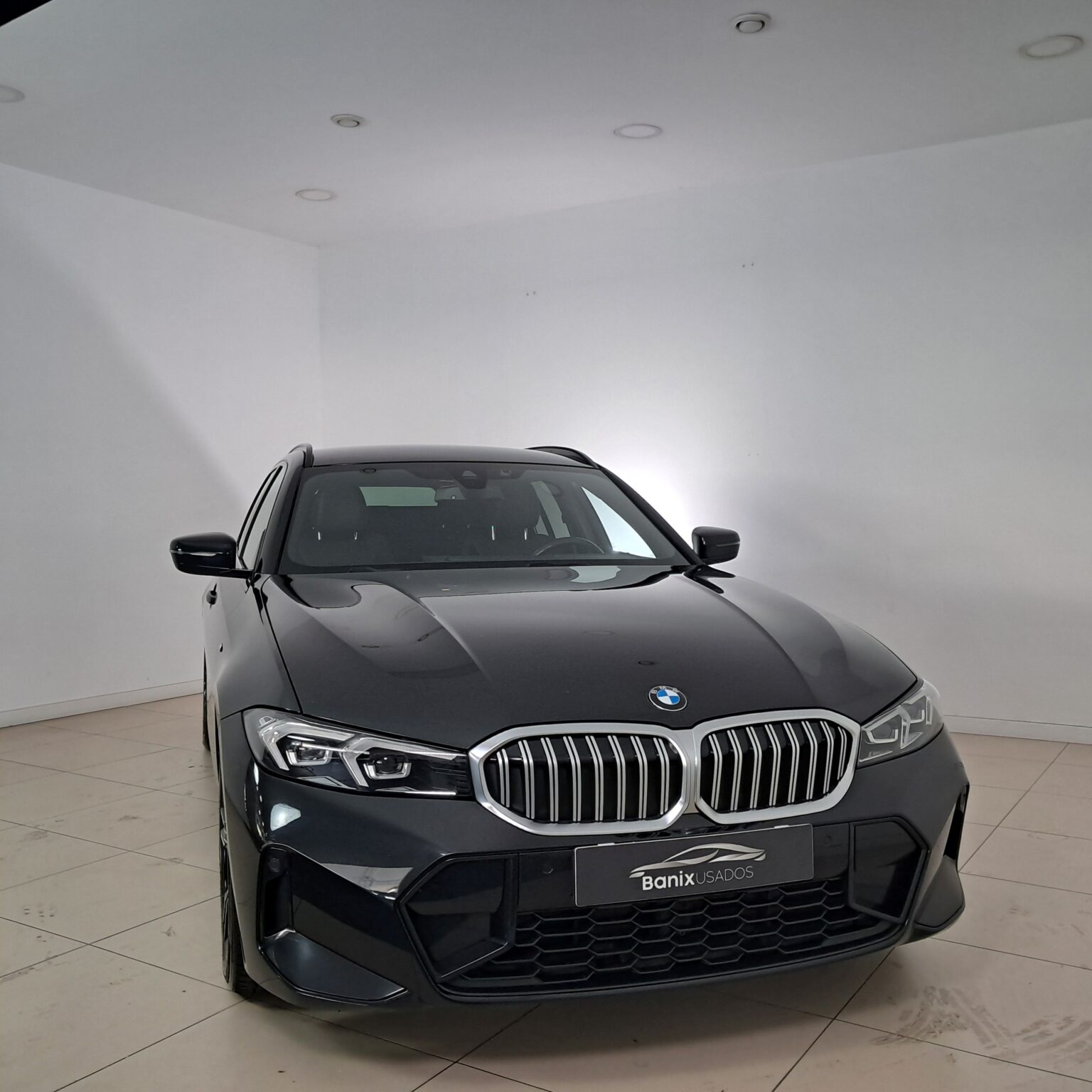 BMW 320d Touring Pack M Auto - Banix Automóveis