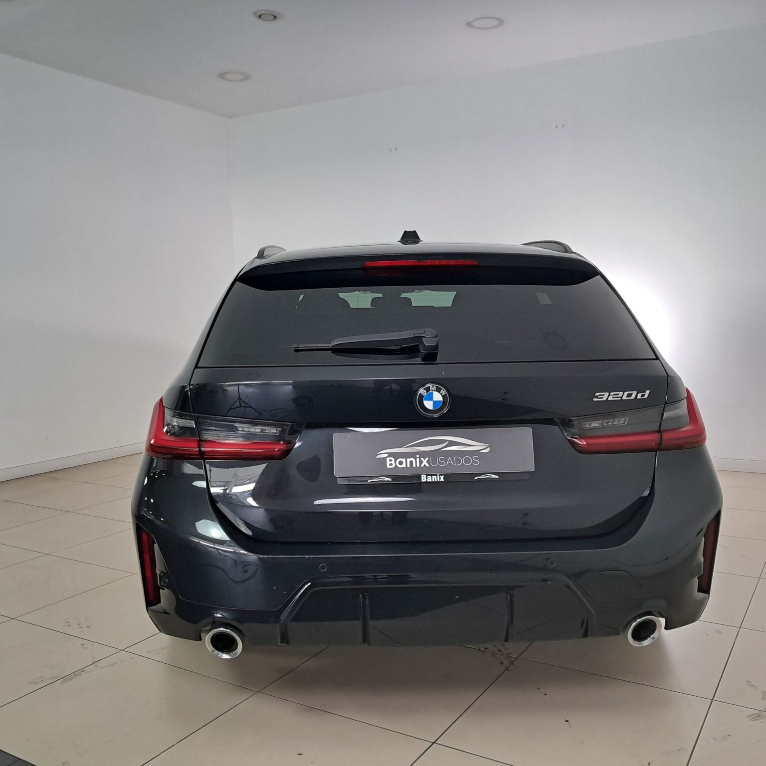 BMW 320d Touring Pack M Auto - Banix Automóveis