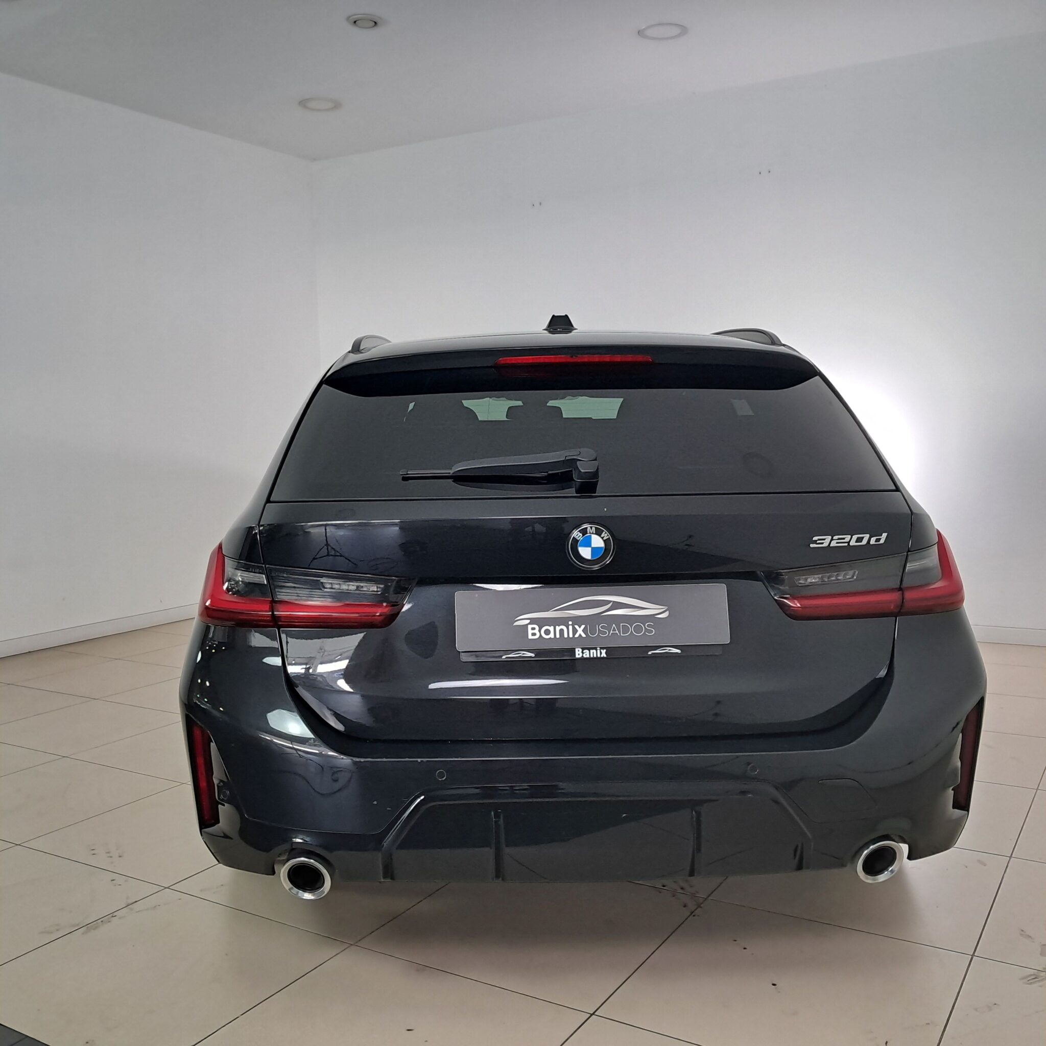 BMW 320d Touring Pack M Auto - Banix Automóveis